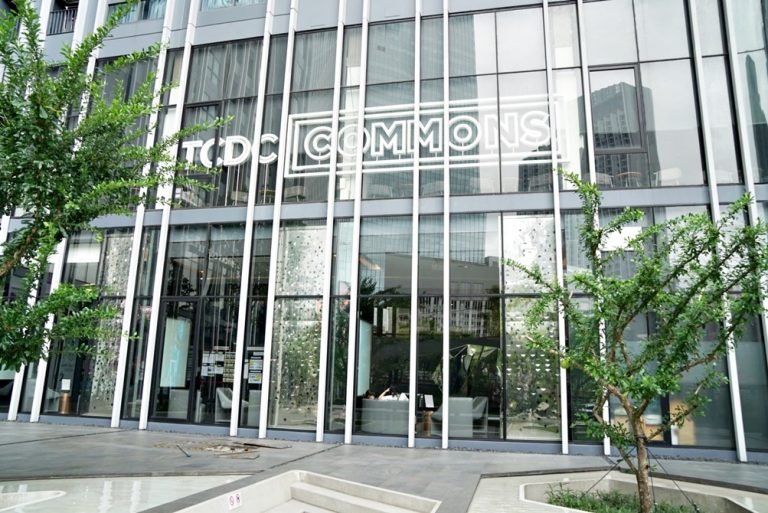 【曼谷景點】捷運 MRT 線 Sam Yan 站，體驗捐棺助人義德善堂、參觀 TCDC COMMONS 圖書館、品嚐美食天堂黃橋路邊攤 - 曼谷幫 Blog