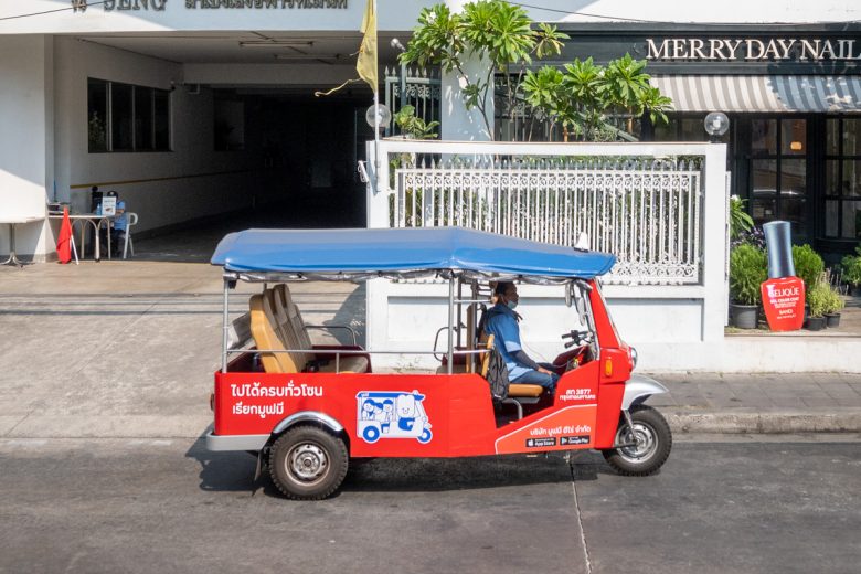 【2023 曼谷交通】MUVMI app：最新電動嘟嘟車平價叫車服務，點到點接駁，掃碼上車超方便