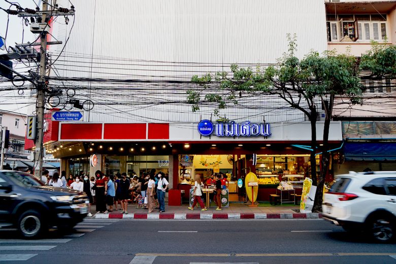 【曼谷美食】Thanon Banthat Thong 美食一條街 10 間餐廳推薦！米其林店/網紅店/經典老店攻略